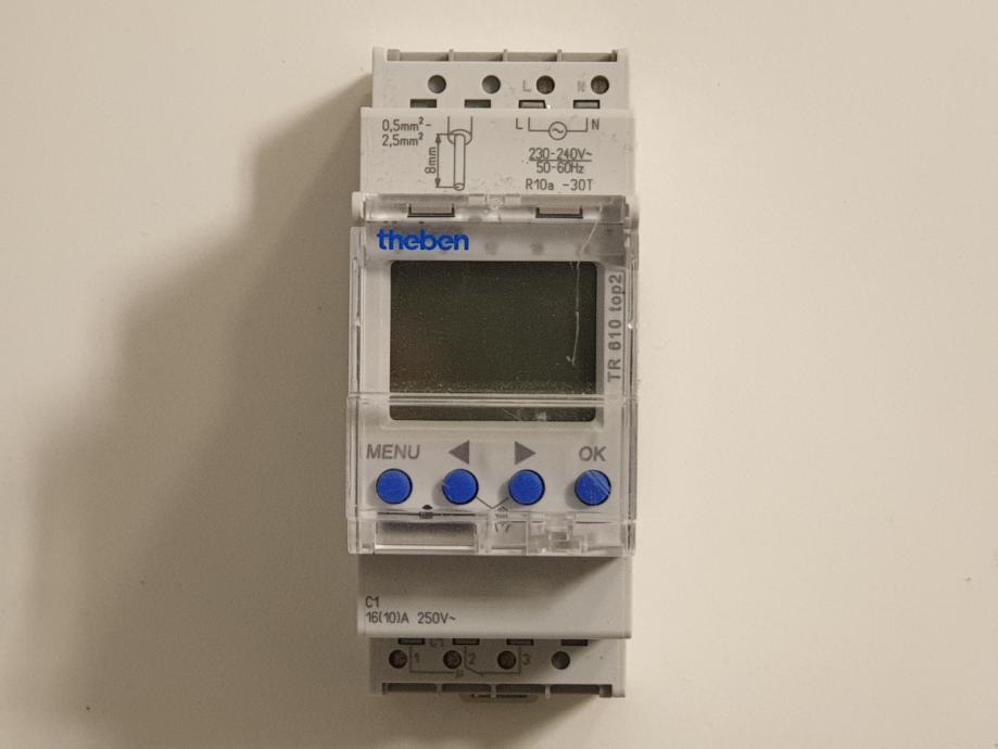 Theben TR 610 top2 - časovno stikalo