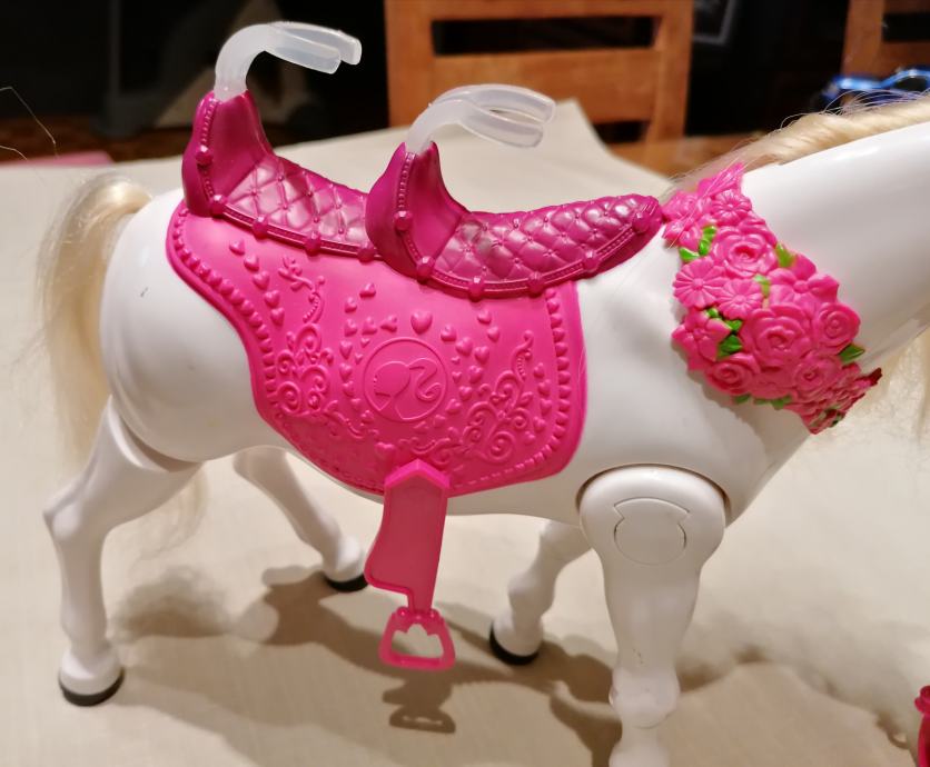 Barbie konj