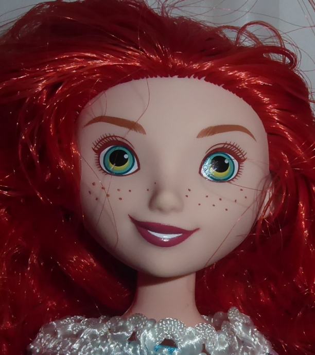 Barbika Hasbro Disney princeska Meridah, Brave, original