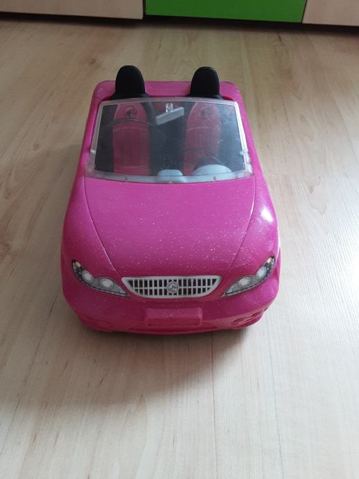 Barbie avto
