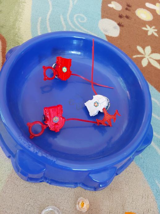 Bayblade arena, spiner, vrtavka, vortex stadium