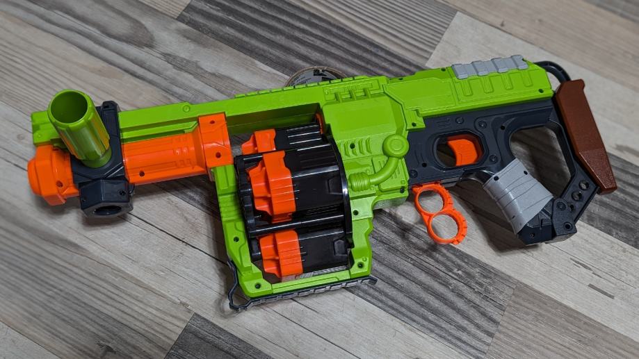 Nerf Zombie Strike Doominator