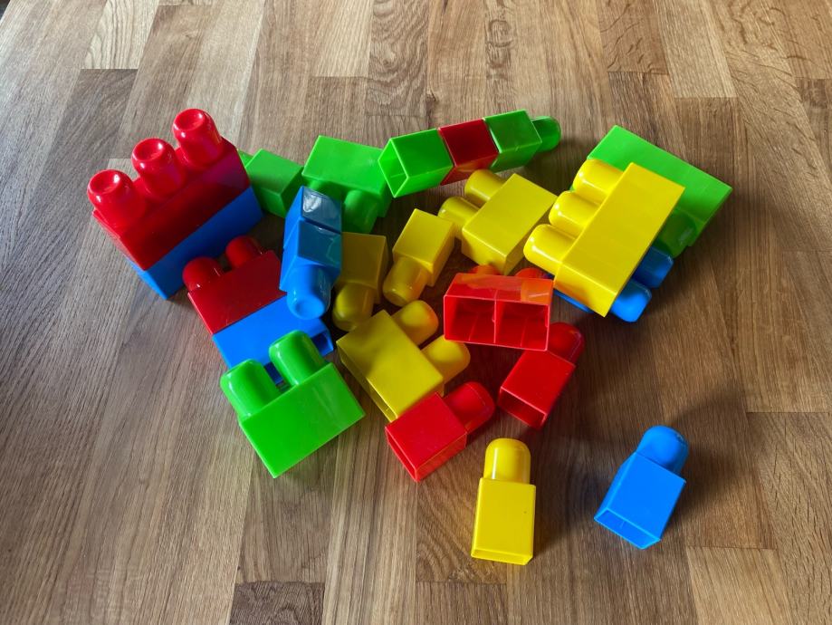 Plastične kocke otroške igrače