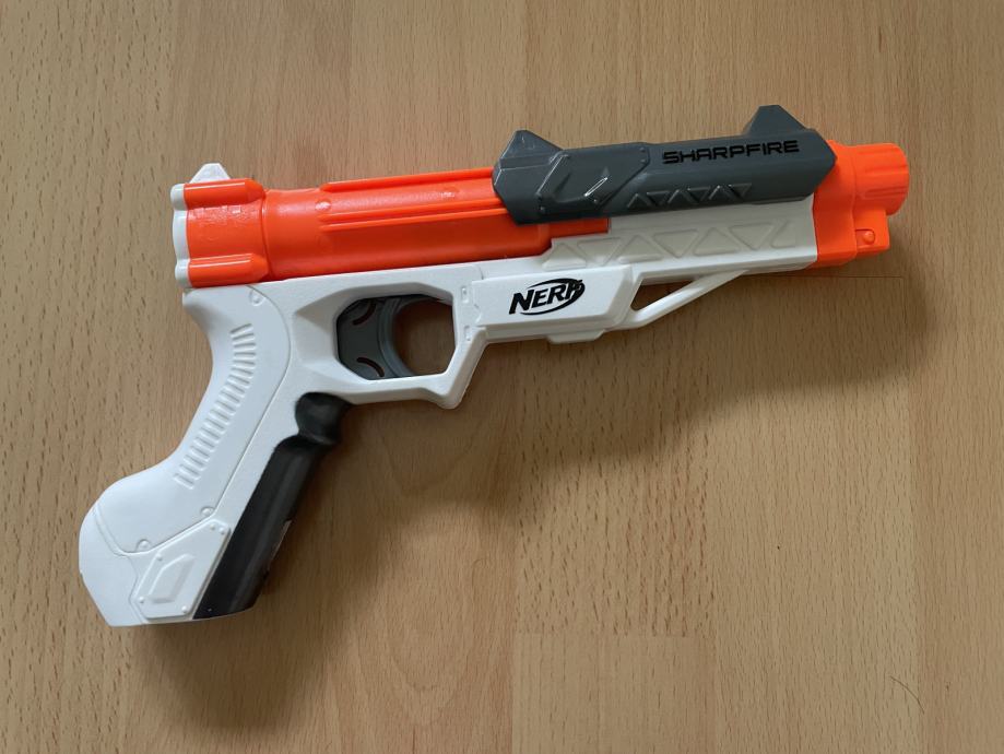 PRODAM NERF SHARPFIRE PISTOLO Z NASLONJALOM