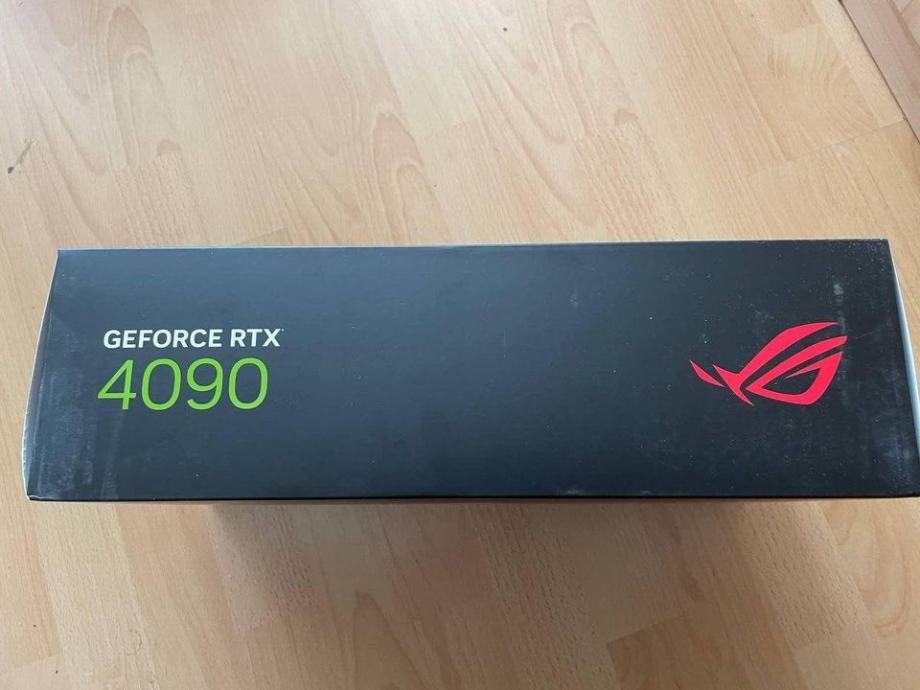 Asus ROG Strix GeForce RTX 4090 OC 24GB