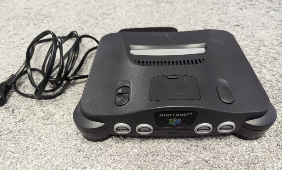 Igralna konzola Nintendo 64
