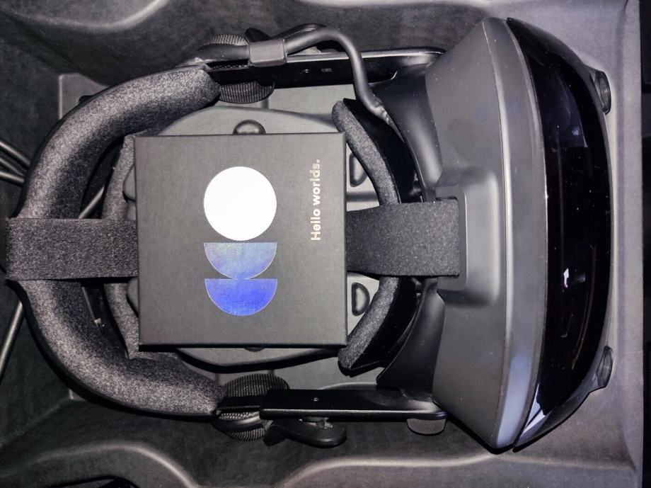 Komplet Steam VR - Valve Index - naglavna slušalka + krmilniki + bazne