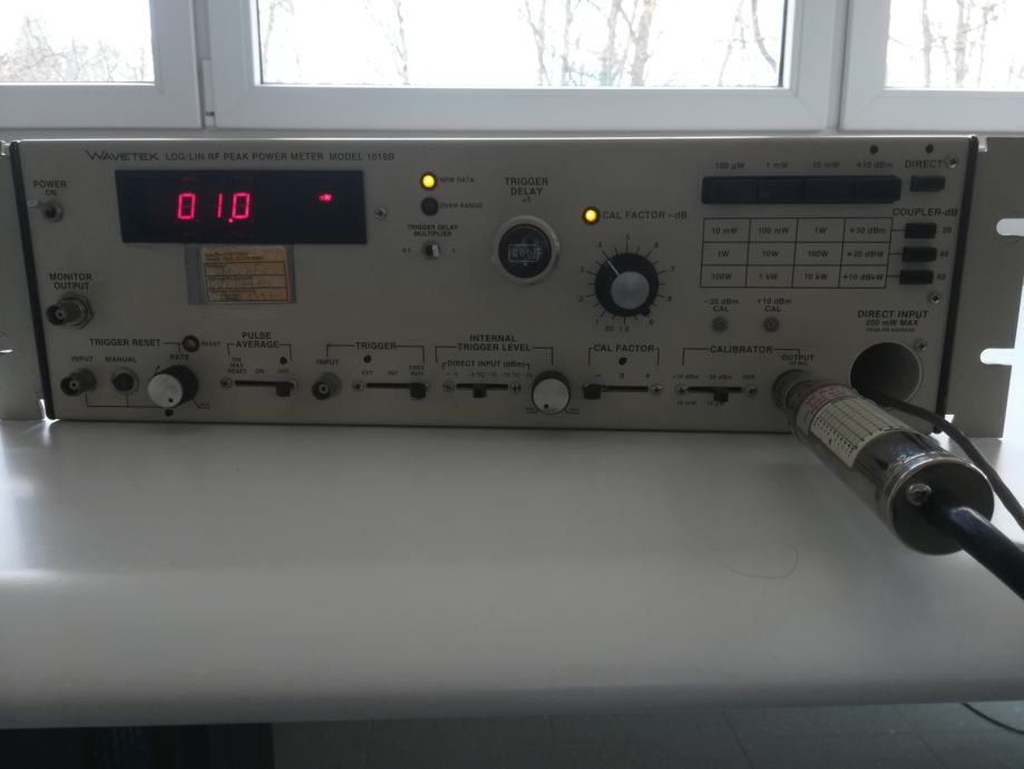 MIKROVALOVNI MERILNIK MOČI MICROWAVE POWER METER WAVETEK 1018B