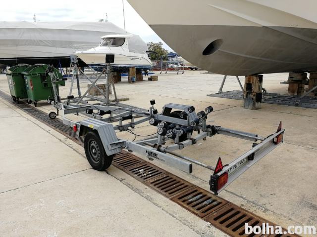 PRIKOLICA ZA ČOLN ELLEBI