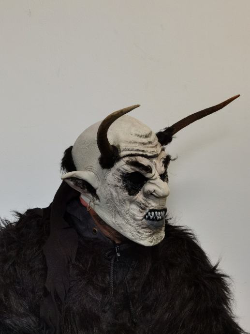 Maska Parkelj Krampus Beli Troll