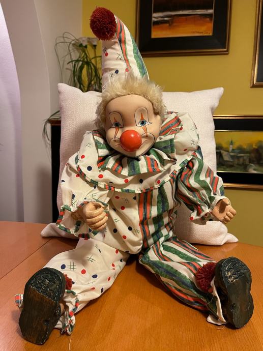 zbirateljski klovn iz porcelana