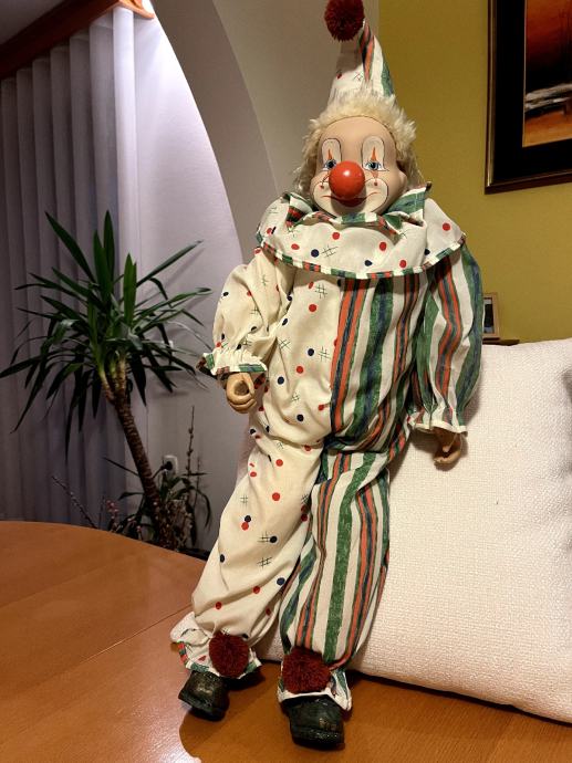 zbirateljski klovn iz porcelana
