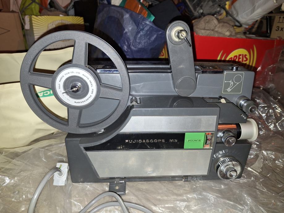 Fujicascope M3 – Film projektor