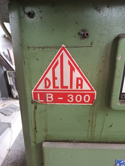 DELTA LB - 300 POVRŠINSKI BRUSILNI STROJ