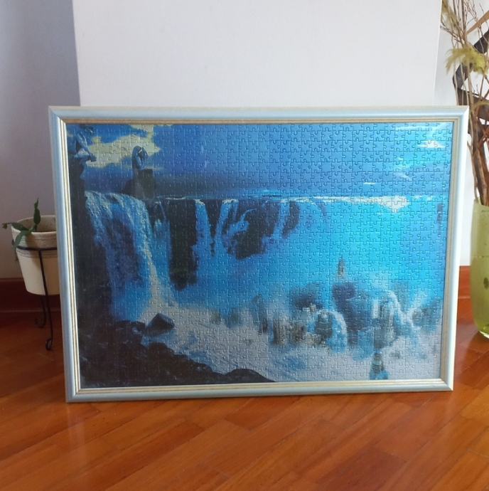 Slika iz puzzle v okvirju