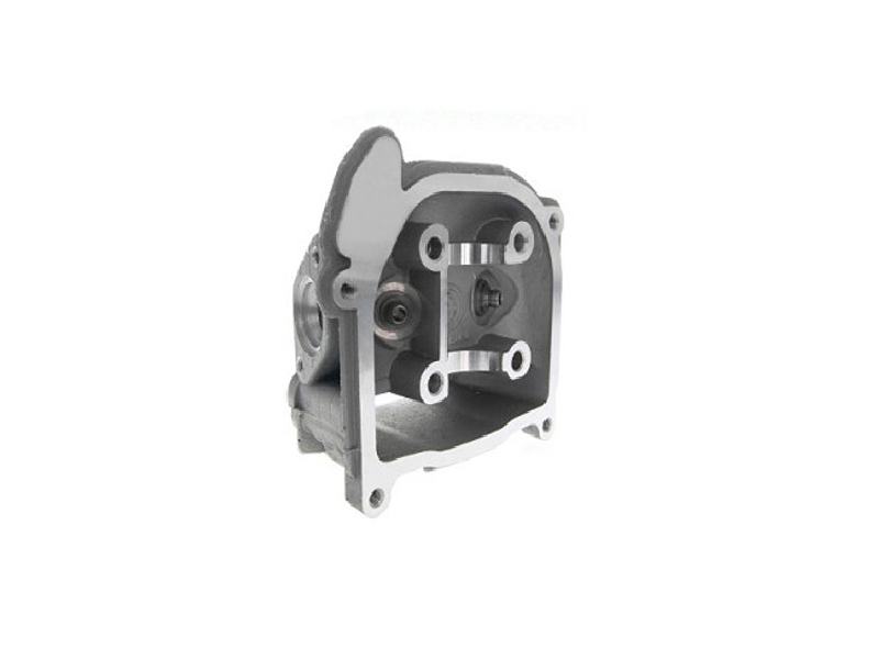 Glava cilindra (valja) 50ccm z ventili brez SLS GY6 China 4T