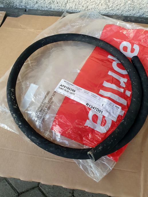 Motor Aprilia RST nova oljna cev