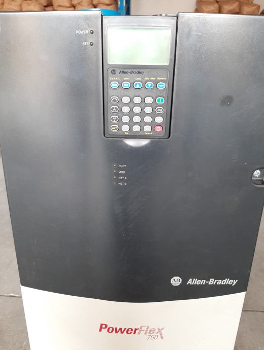 Allen Bradley PowerFlex 75 kW 100HP Frekvenčni pretvornik / Inverter