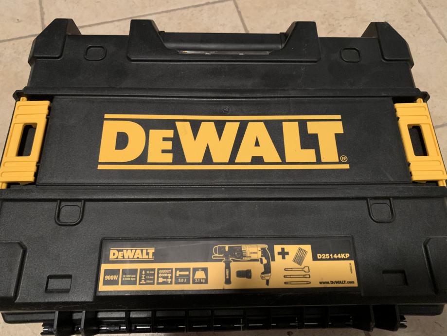 DEWALT vrtalno udarno kladivo D25144KP