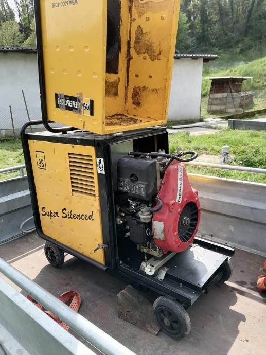 generator 380/220 Ruggerini diesel sa anlaserom i automatikom