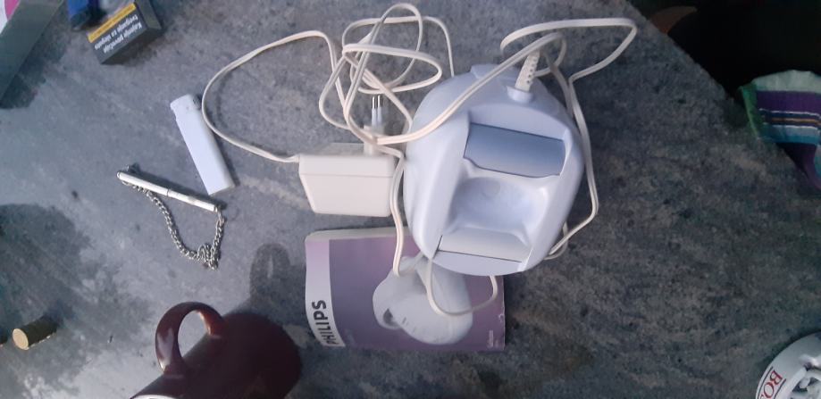 Vakumski masažnik razbijalec celulita Philips beauty Cellesse