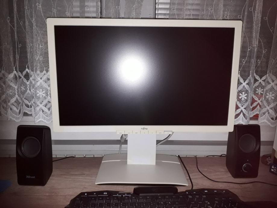 Monitor