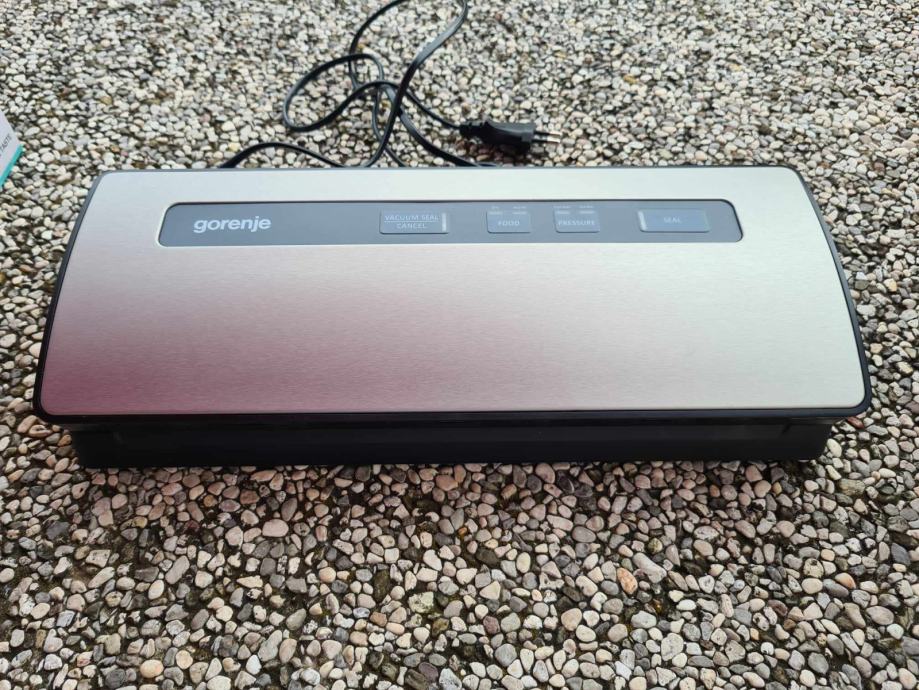 Gorenje vakuumski aparat VS120E