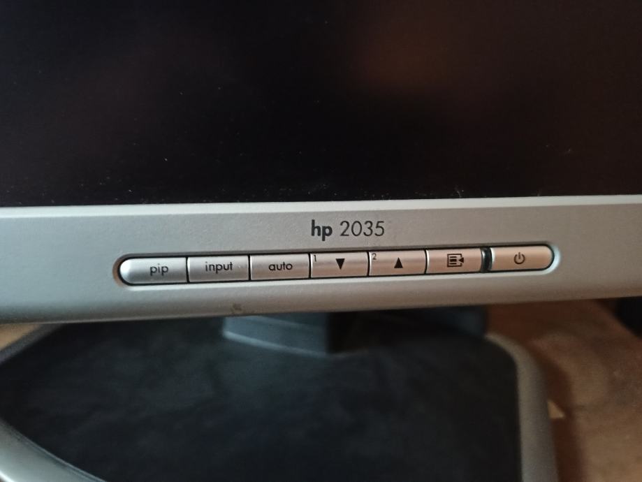 LCD zaslon hp 2035
