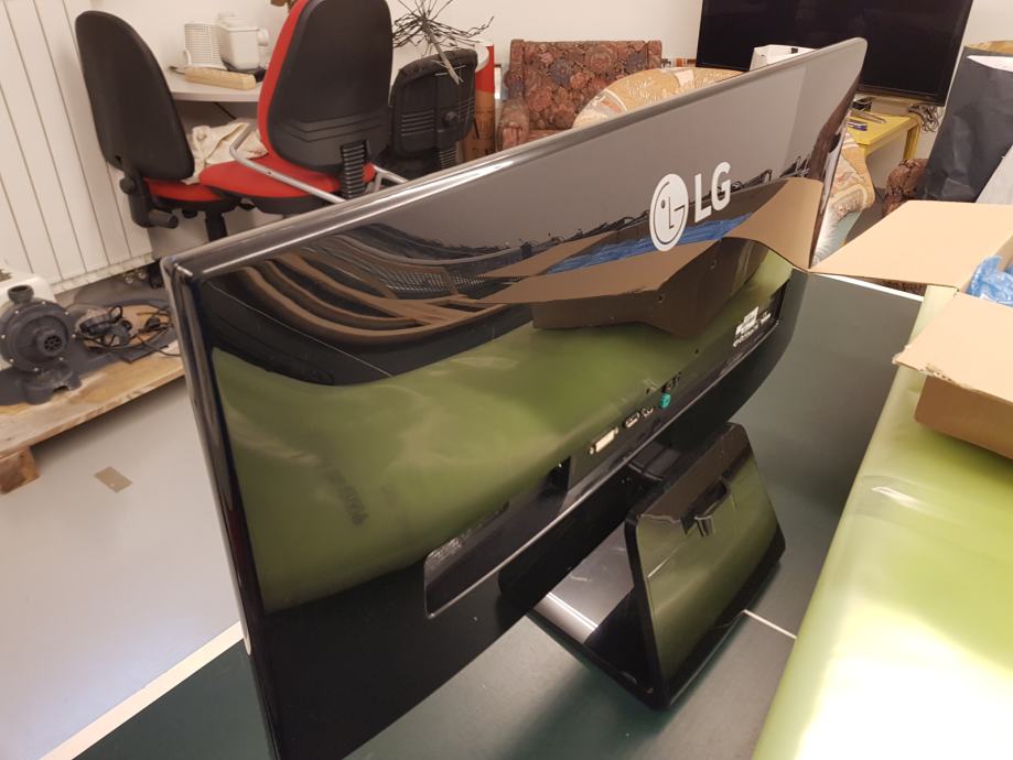 LG 29UM65-P Digitalni Monitor Ultra Wide IPS