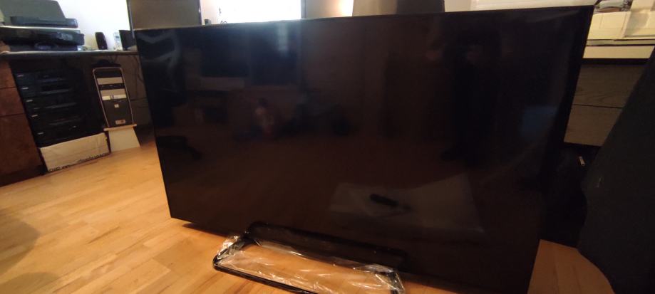 TV Sharp 60col/153cm