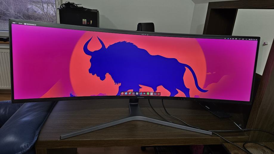 SAMSUNG 49 Curved HDR QLED Gaming Monitor - C49HG90DMU
