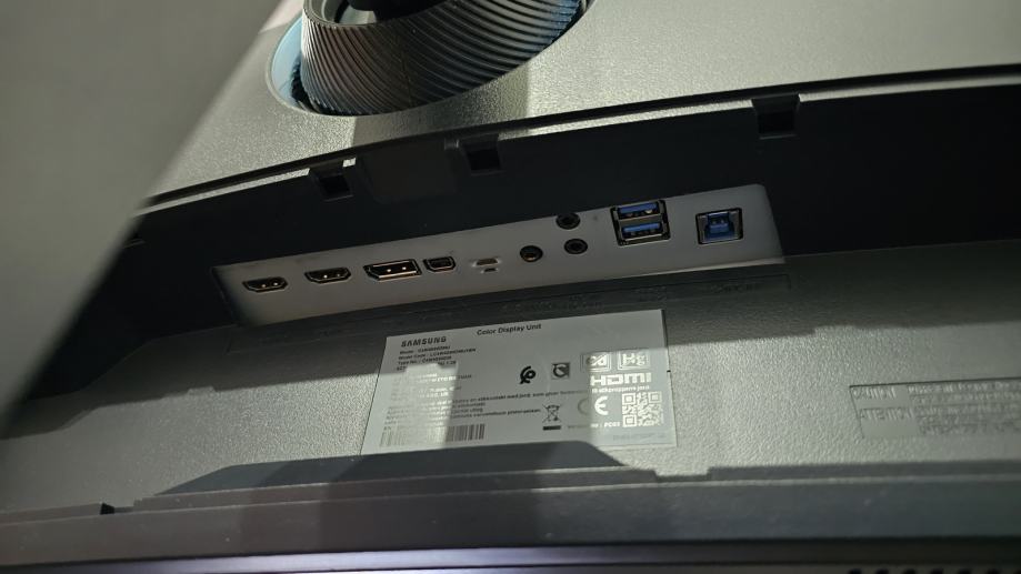 SAMSUNG 49 Curved HDR QLED Gaming Monitor - C49HG90DMU