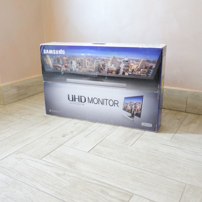 NOVO - SAMSUNG gaming monitor 4K UHD. - ( 28 - AMD FreeSync - 1. ms )