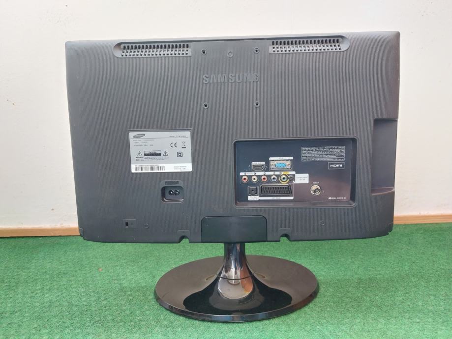 Samsung T22B300 22 LCD LED monitor s TV tunerjem