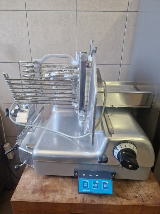 Bizerba salamoreznica 300 fi šajbe