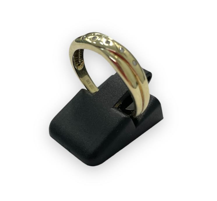 (8242) Zlati prstan “LUMINOSO” 14K 585/1000; masa=3.15g