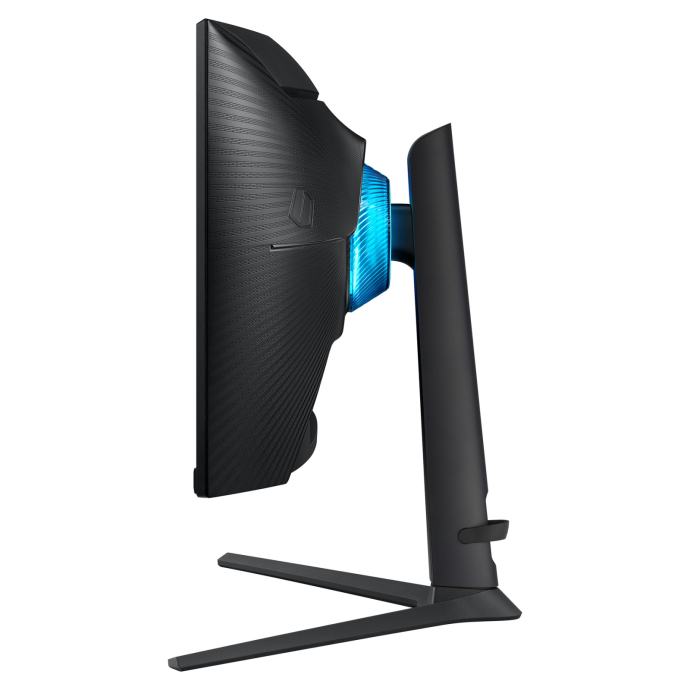 68,6 cm/27 palcev (2560 x 1440) Samsung Odyssey G6 S27BG650EU 16:9 1 m
