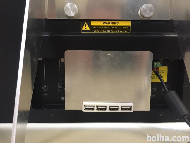 Advantech 21.5” UTC 520-RE all-in-one touch (medicina, ..)