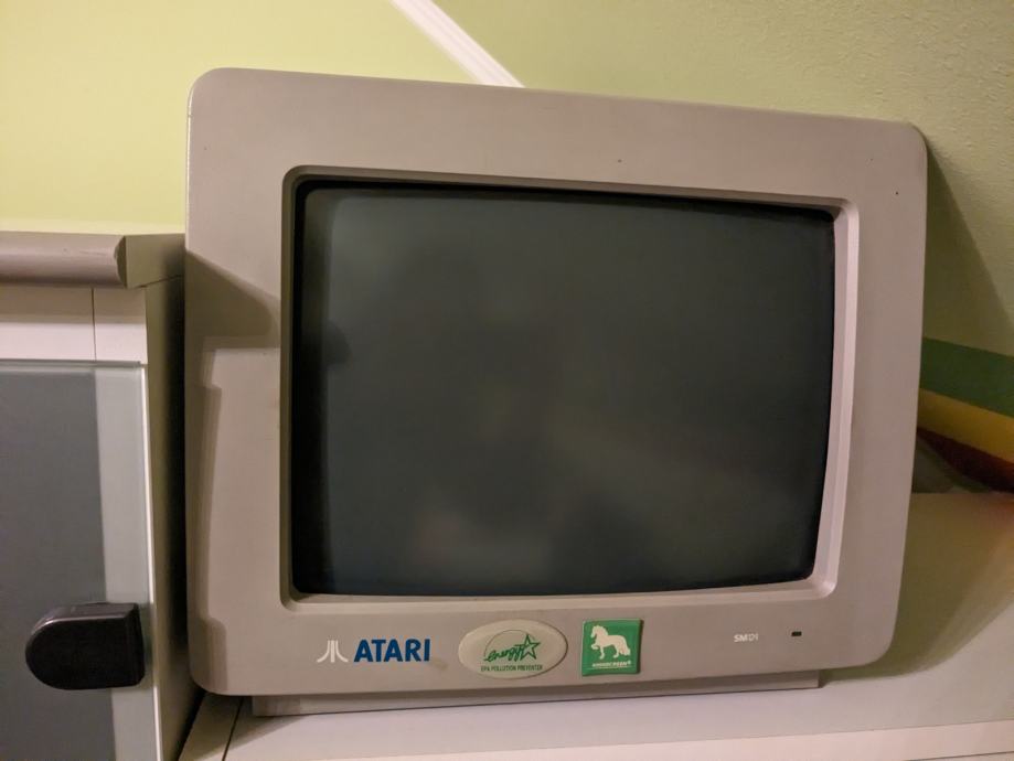 Atari SM124 Monitor v okvari