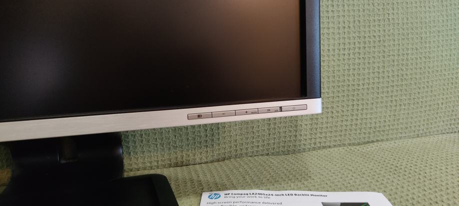 HP COMPAQ Monitor LED LCD 24 LA2405x