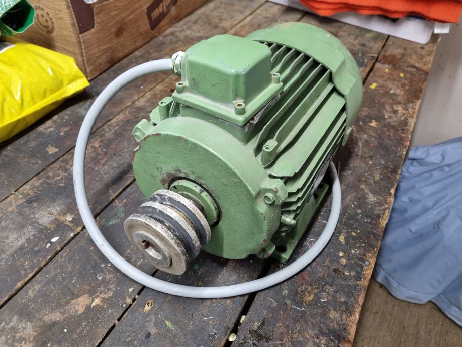 Motor