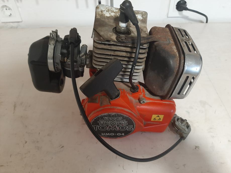TOMOS UMO-04