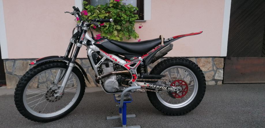 Beta Rev 4. 4 T 300 cm3, 2009 l.