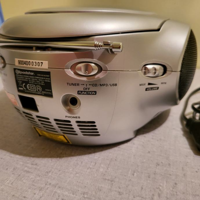CD/MP3 PLAYER WITH USB PORT,AM/FM RADIO, KASETOFON, CD, ROADSTAR CDR