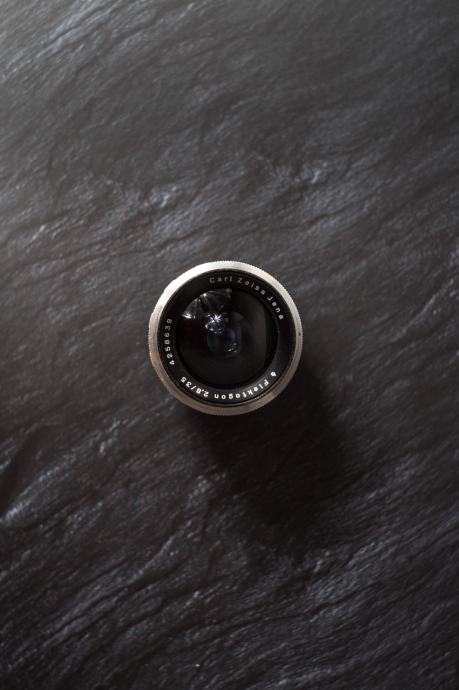 Carl Zeiss Jena Flektogon f2.8/35mm- Navoj M42
