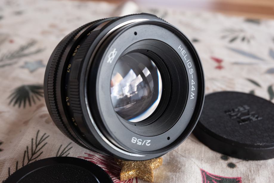 KMZ Helios-44M 58 mm F/2 M42