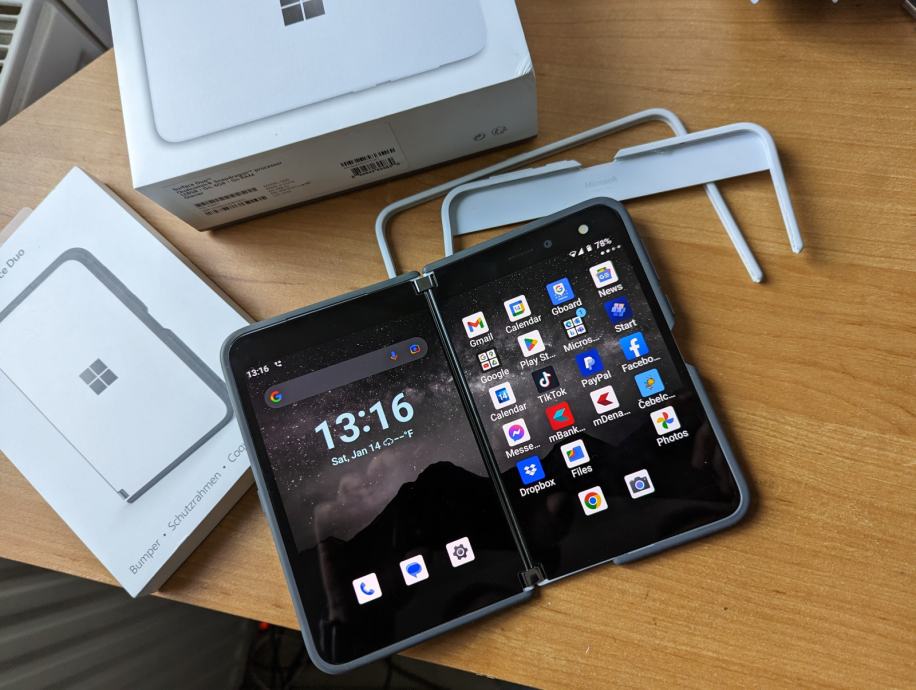 Microsoft Surface DUO