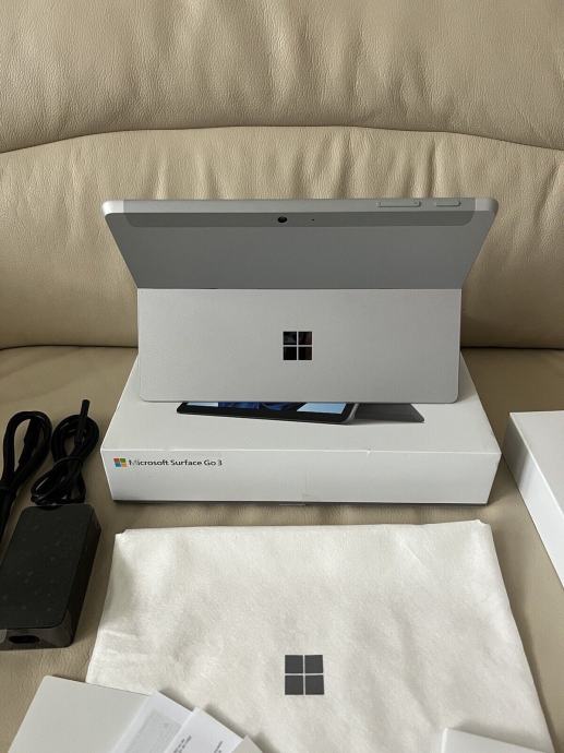 Microsoft Surface Go 3 LTE-4G. 10 Gen. Intel Core i3-8GB-128GB
