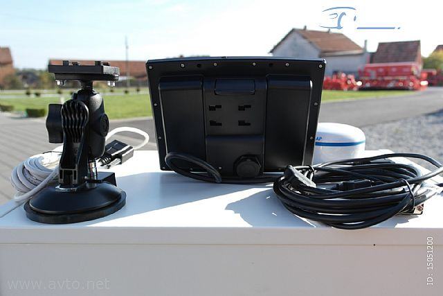 Kmetijska navigacija AVMAP G7 FarmNavigator