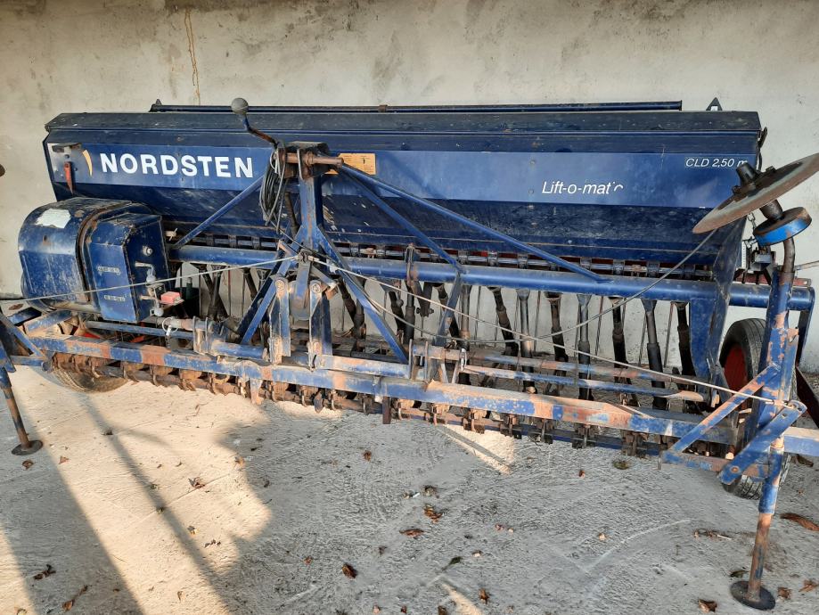 SEJALNICA NORDSTEN 2,5M